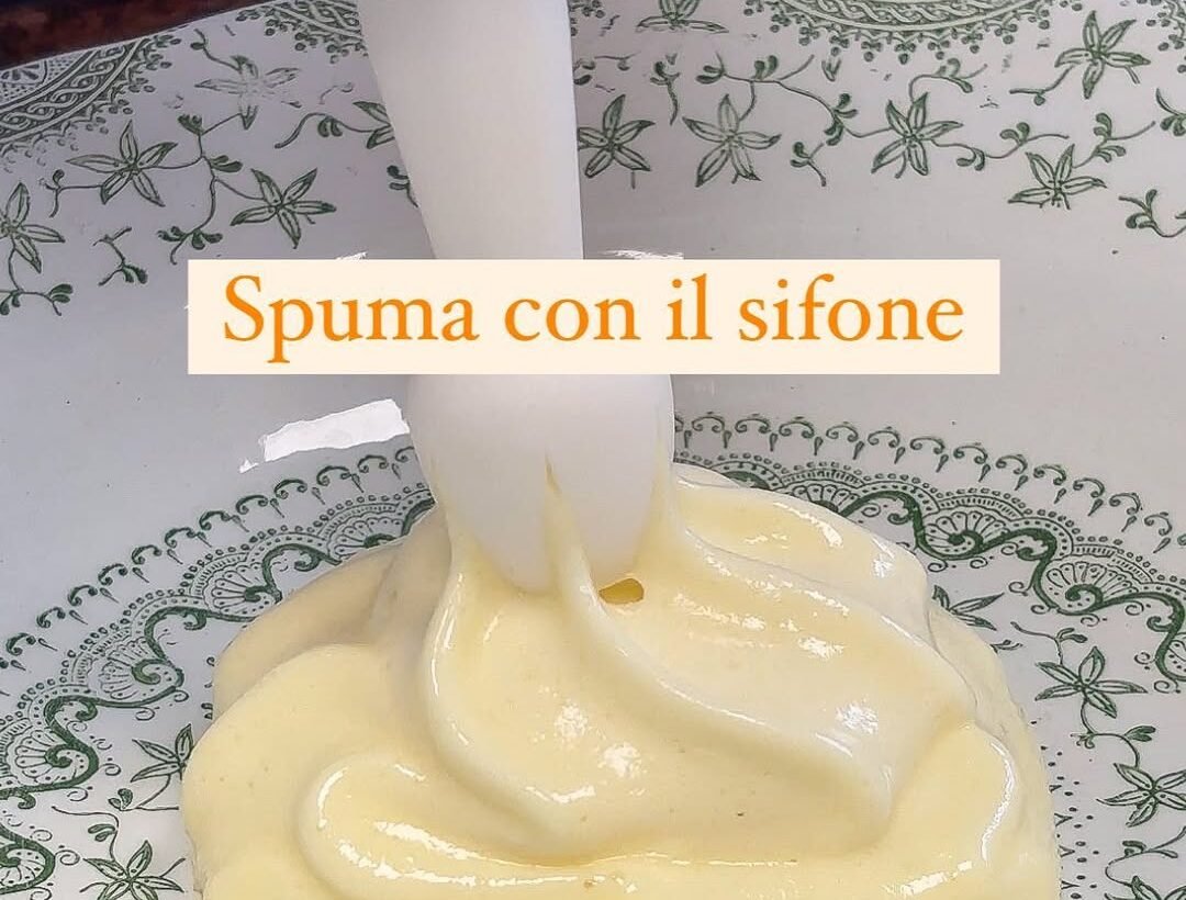 Spuma con il sifone: due ricette per un risultato perfetto